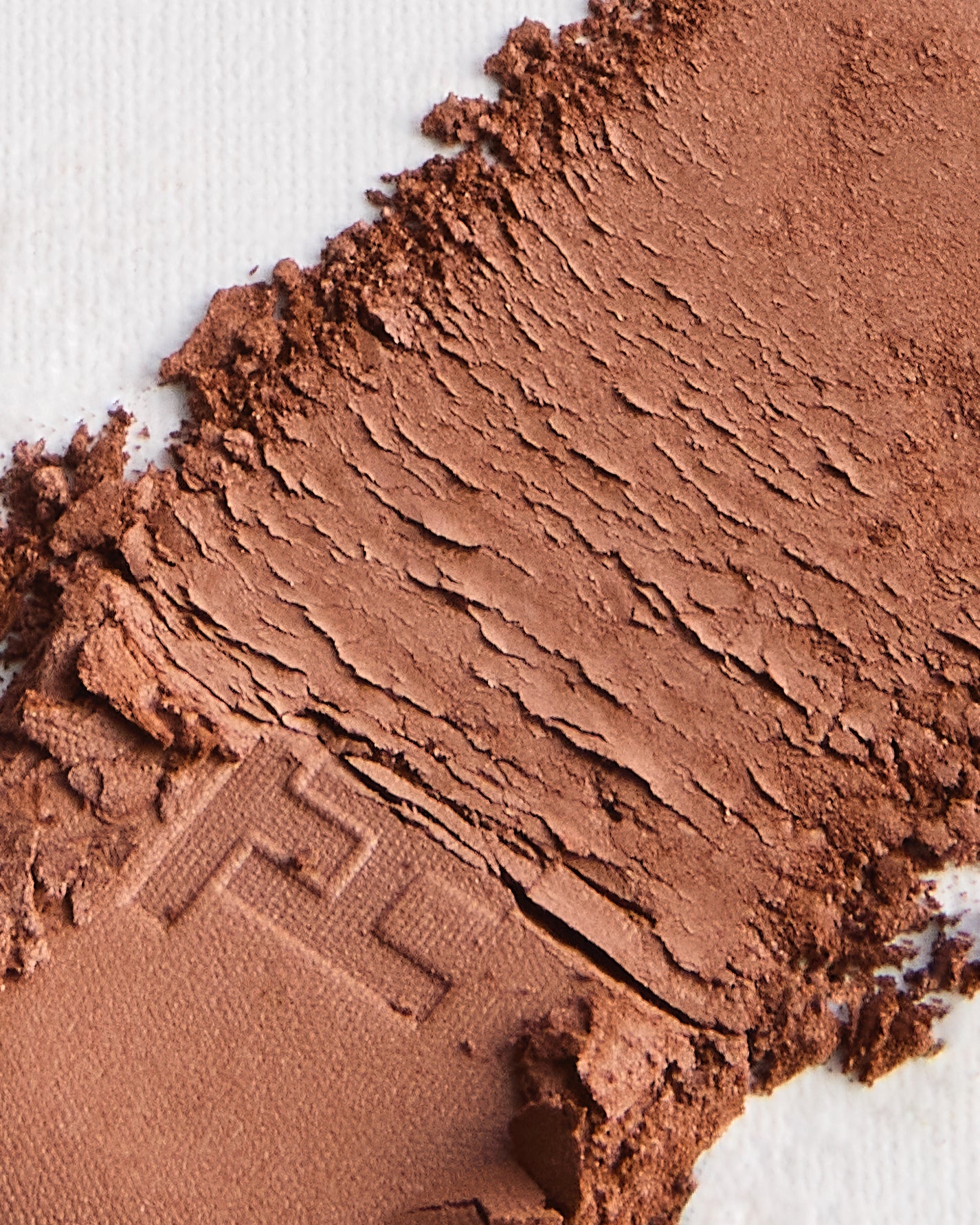 Essential Bronzer Compact – Fara Homidi