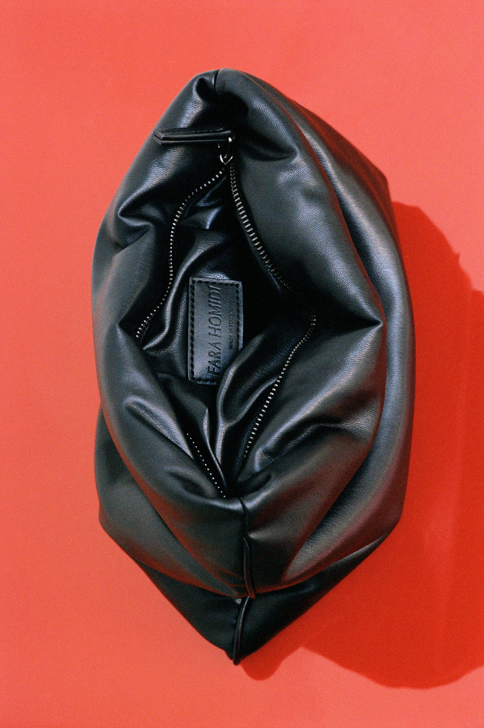 Pochette – Fara Homidi